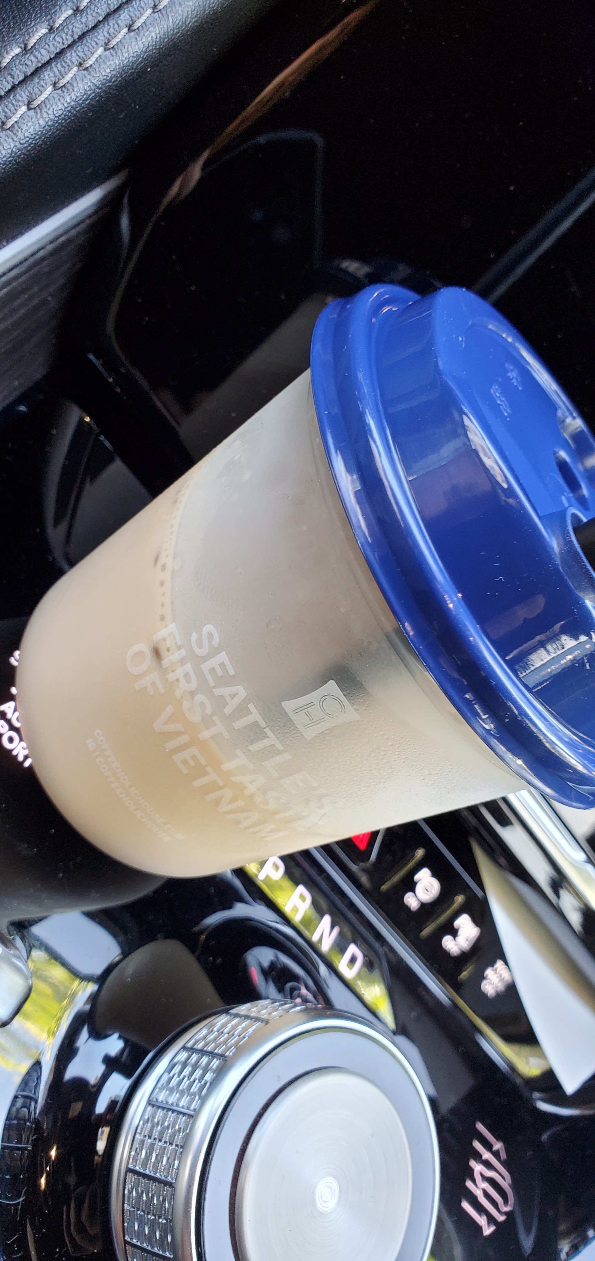 Latte from Coffeeholic House – hello27.net